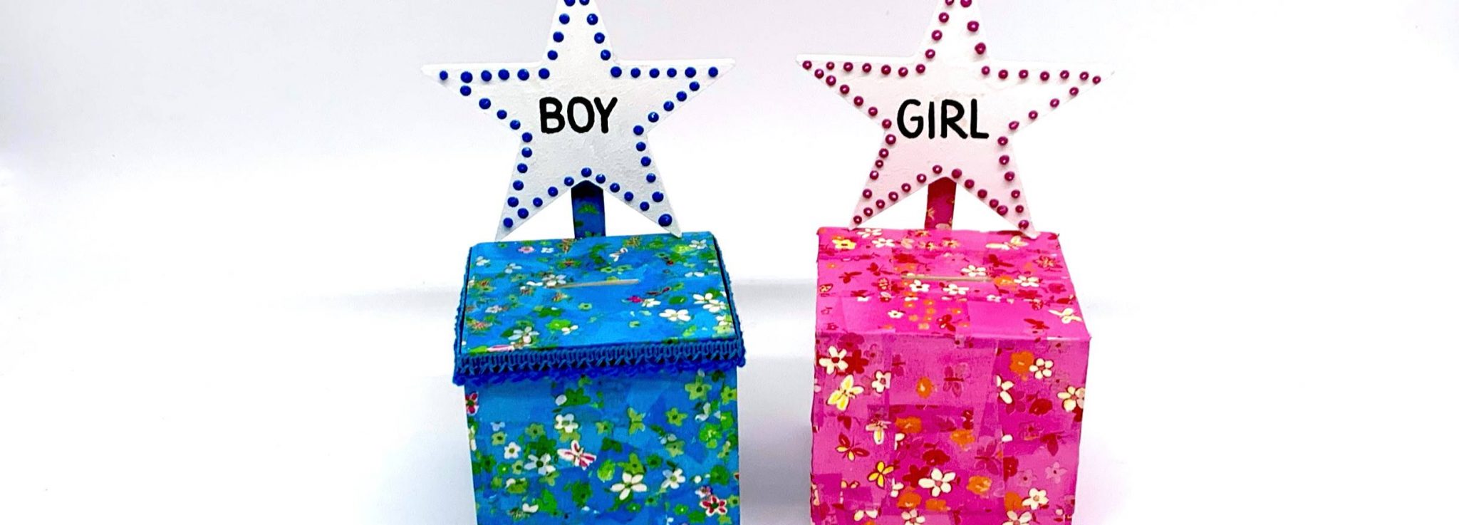 Spaarpot kubus decopatch voor DIY kraamcadeau » Crea met kids