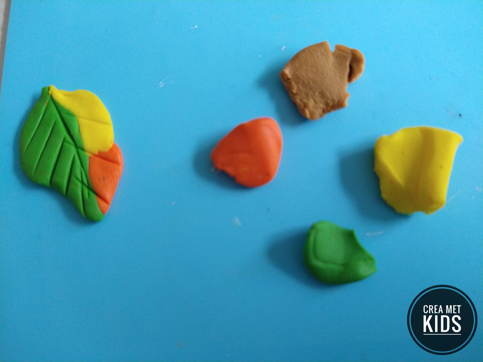 Creatief met klei en de Herfst » Crea met kids