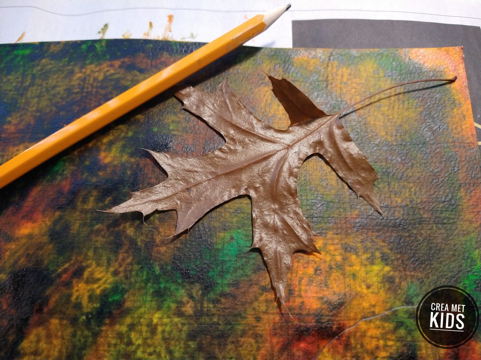 Herfstblaadjes maken met Aquatint en 3d liner » Crea met kids