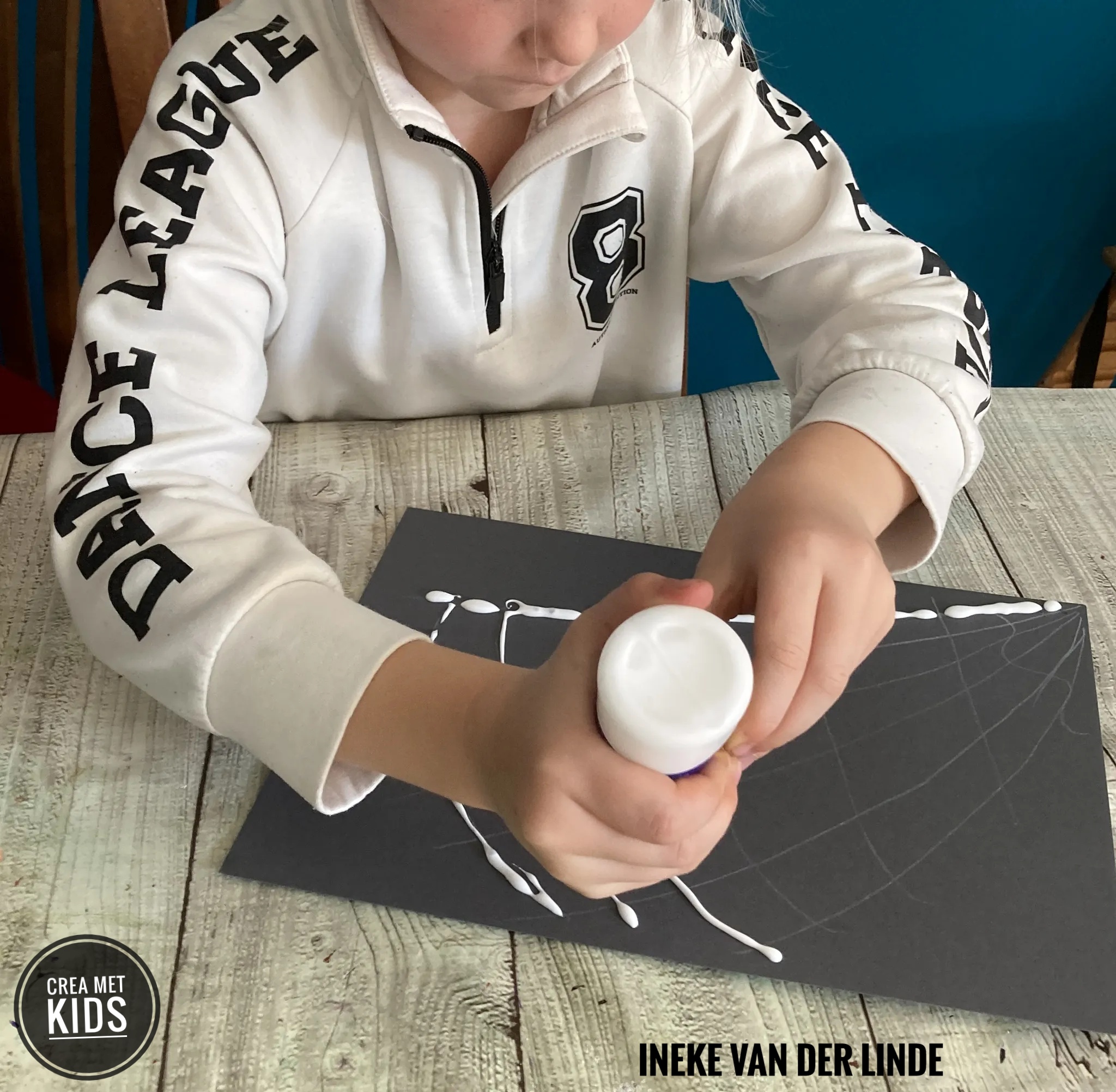 Spinnenweb maken met zout en Aquatint » Crea met kids